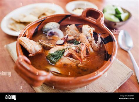 Cazuela De Camarones