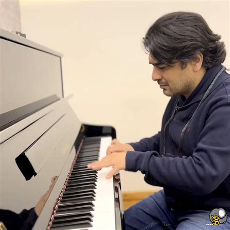 پیانو نوازی احساسی سامان احتشامی فیلو