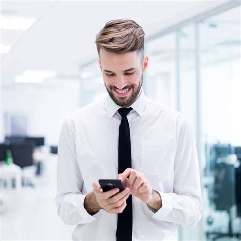 The Role Of Mobile Devices In Modern Timekeeping Clockit