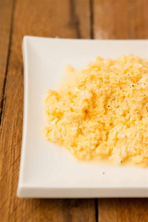 How To Make Perfect Scrambled Eggs Oh Sweet Basil