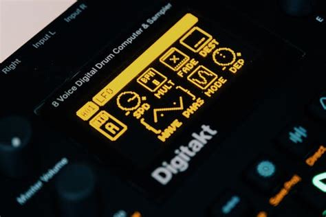 what is output tracking focuskeeper glossary
