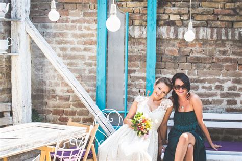 Laugh Out Loud Maid Of Honor Speeches For Sisters