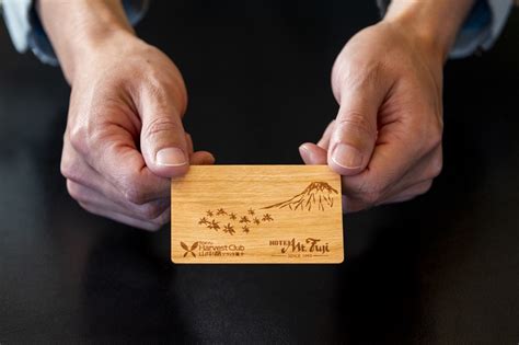 ホテルオリジナル 木製カードキー｜お知らせ・イベント｜山中湖の宿泊ならホテルマウント富士（山梨）
