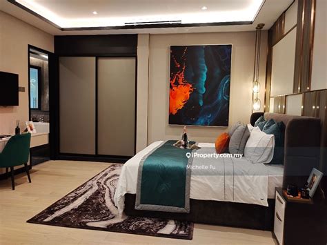 Skylon Residences Corner Lot Serviced Residence 2 Bedrooms For Sale In