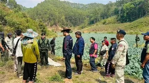 Shan News Burmese Version စစ်ကောင်စီပစ်ခတ်သည်ဟု ယူဆရသည့် လက်နက်ကြီးကျည် ထိုင်းဘက်ခြမ်း မယ