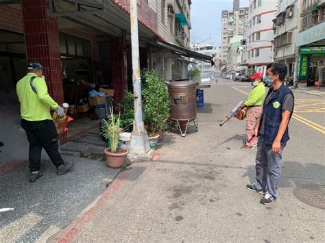 【衛生局】高雄市今日無新增登革熱個案 前鎮及鳳山區警戒19里持續擴大環境整頓 邊境檢疫穩健逐步放寬 為降低境外移入登革熱疫情風險進入社區 請