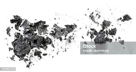 흰색 배경 상단 보기에 격리 된 화상 및 탄 종이 불에 탄 종이 조각 재에 대한 스톡 사진 및 기타 이미지 재 문서 가장자리 Istock