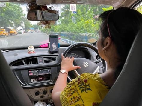 Dipta Ghosh Uber Driver This B Tech Graduate Ditched Her Job To Drive
