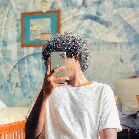 Rase Rajapaksha Raserajapaksha • Threads Say More