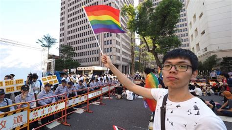 Taiwan Gay Marriage Bill Sparks Mass Protests Sbs News