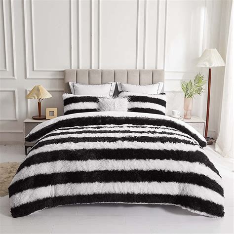 Softy Black Stripe Bed Set Tapestry Girls