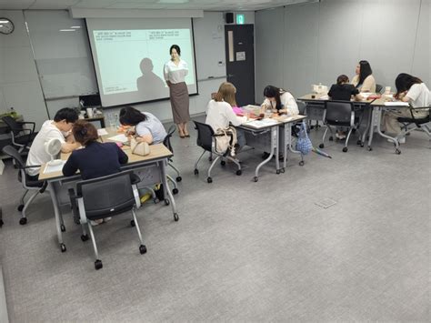 감정관리 배스킨라빈스신임점장을 위한 아트테라피 교육 교육후기