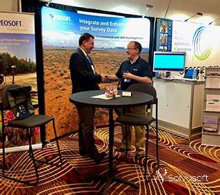 关于 Geosoft 软件公司