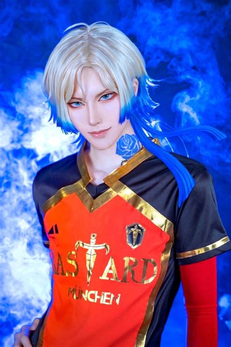 Pin On Abras Cosplay Guys