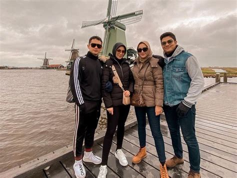 9 Pasang Kakak Adik Artis Yang Menikah Di Waktu Berdekatan