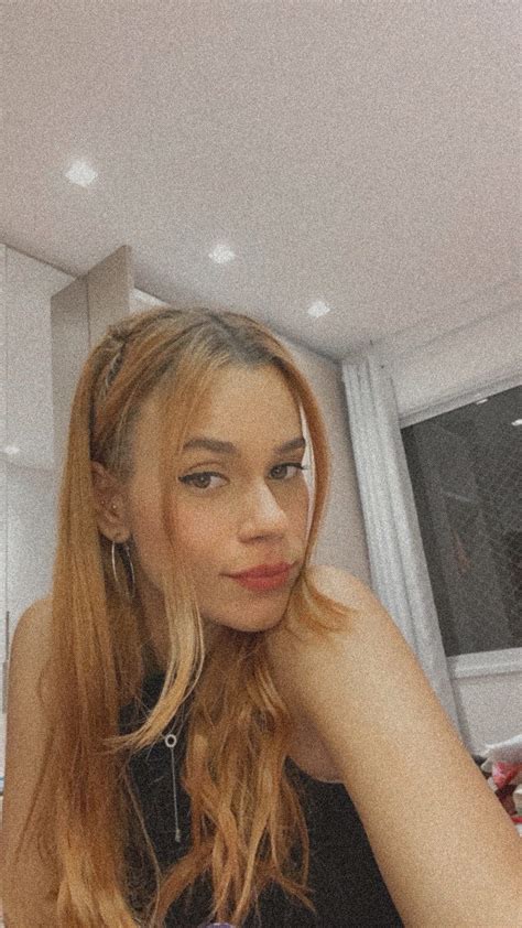 Rebecca Santos Medium