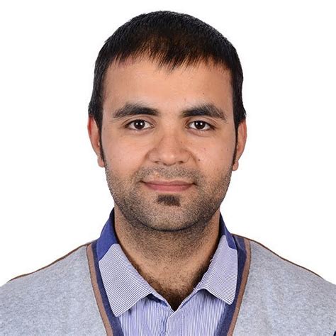 Ehsan Mozaffari Youtube