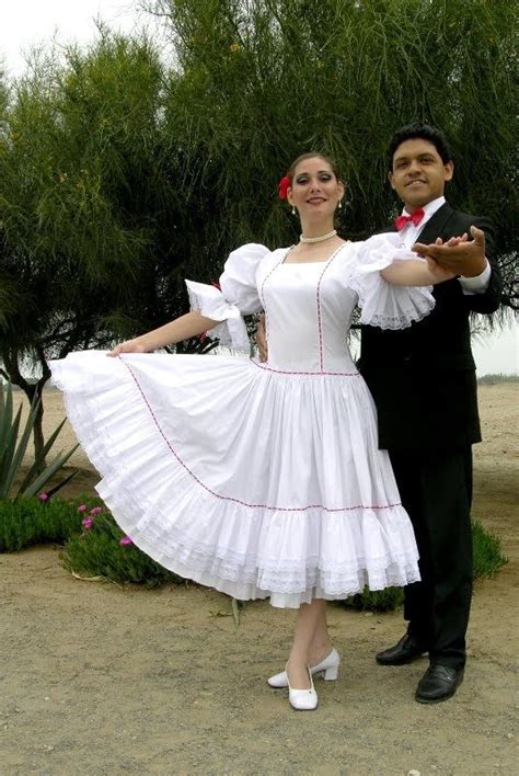 TRAJES TIPICOS DEL PERU Traditional Peruvian Dresses Marinera Limeña