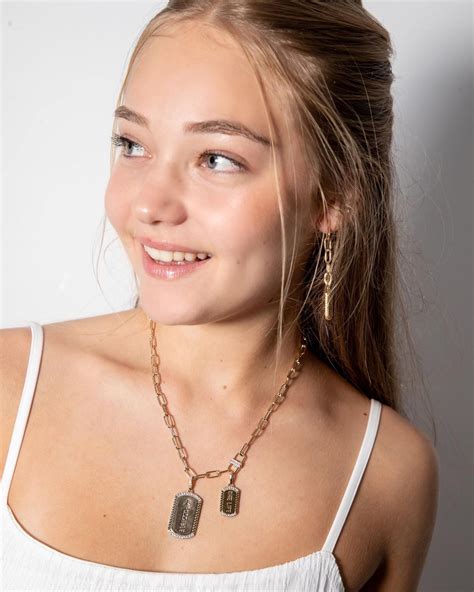 Jasmine Hendriks 09062022 • Celebmafia