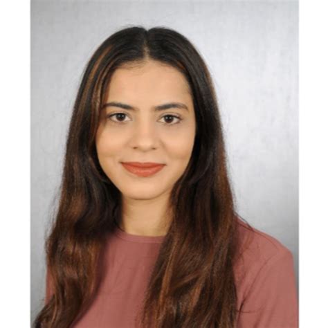 Aleena Ali Mitarbeiterin Vertragsverwaltung Toyota Kreditbank Gmbh Xing