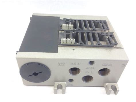 Smc 4000 Series Dbl Solenoid Directional Air Valve Manifold Subplate H81