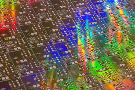 China Introduces Photonic Chip Capable Of Processing Hundred Billion Pixels In Just 6