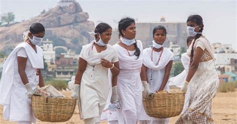 காவிரி நதியின் தூய்மையை மீட்டெடுக்கும் மாணவர்கள் Students In
