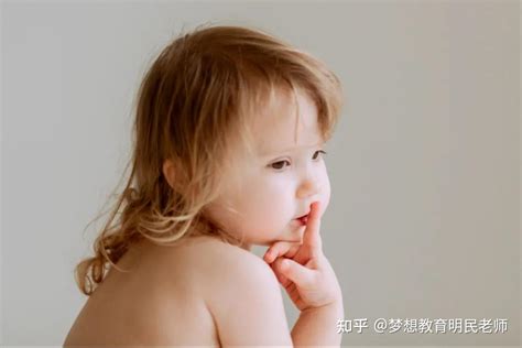 孩子总爱咬手指怎么办？科学纠正，千万不能这样做 陈武民老师 知乎