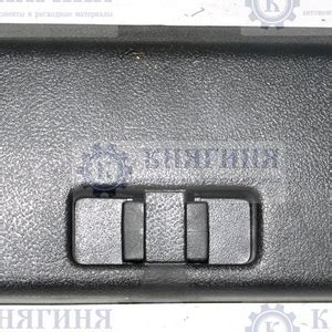 Крышка бардачка ВАЗ 2109 (высокая панель) в сборе купить 21083-5303020 цена