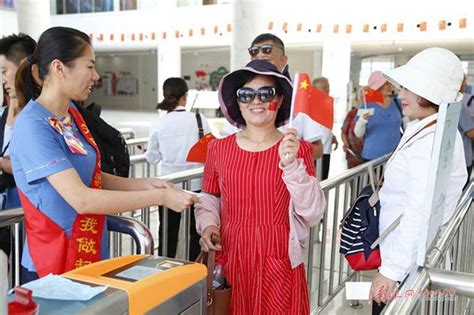 做文明遊客當好客主人青島開展文明旅遊宣傳活動 每日頭條