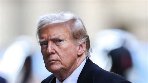 Affaire Stormy Daniels Donald Trump Inculpé Au Pénal Une Première