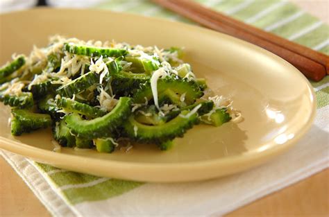 シラスとゴーヤの簡単炒め【e・レシピ】料理のプロが作る簡単レシピ20150609公開のレシピです。