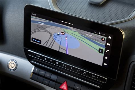 トラックが他車に危険をお知らせ ダイムラーが新しい安全機能を発表！ トラック総合情報誌「フルロード」公式webサイト