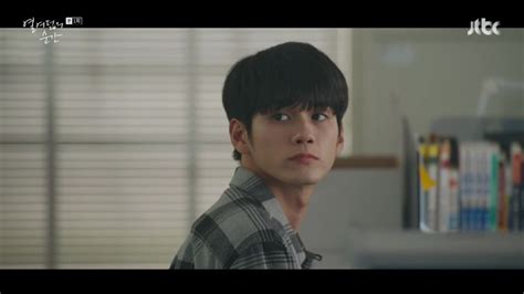 Kode Cowok Yang Jarang Dipahami Cewek