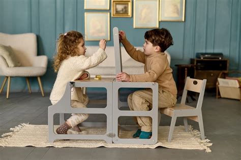 Стіл Монтессорі Дитячий столик трансформер для творчості 3 в 1 деревяний Башта 1 зі