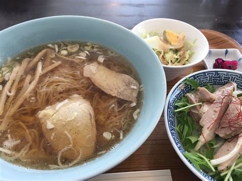 ラーメンチャーシュー丼セット新華園 NAKAZUMAのレビュー ラーメンデータベース