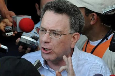 Absuelto Luis Carlos Restrepo Por Caso De Falsa Desmovilización El