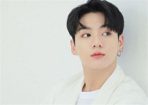 Bts Jungkook Surprises With Details Of His Nighttime Routine And Habits