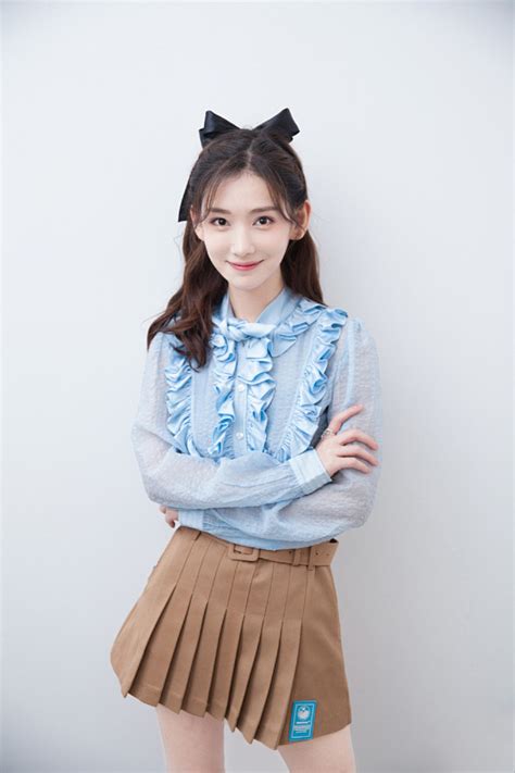 李沐宸性感甜美写真图片