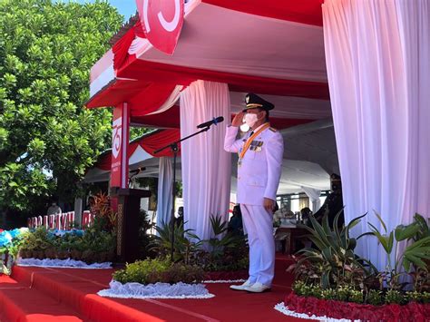 Wali Kota Lomban Inspektur Upacara HUT Ke Kemerdekaan RI