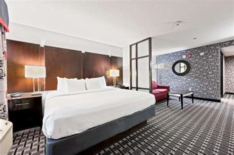 Comfort Suites Williamsburg Historic Area Williamsburg Updated Prices