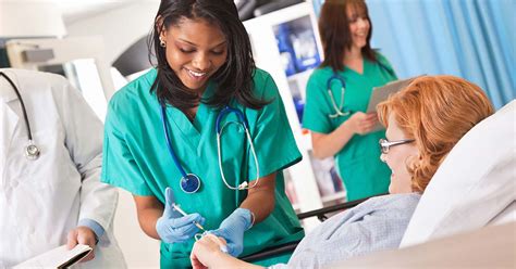 What Does An Lpn Do Responsibilities And Lpn Duties