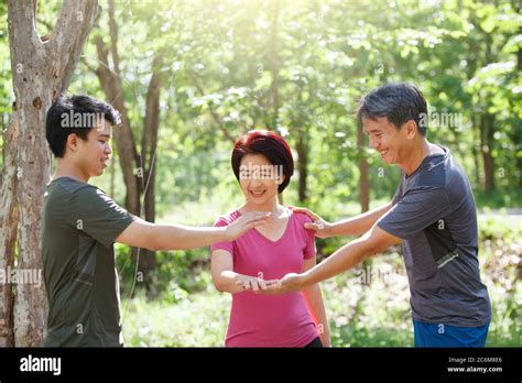 Japanese Mother Son Hi Res Stock Photography And Images Alamy