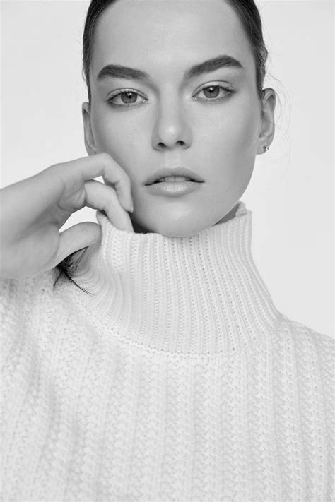 Vika Agencia Model Management