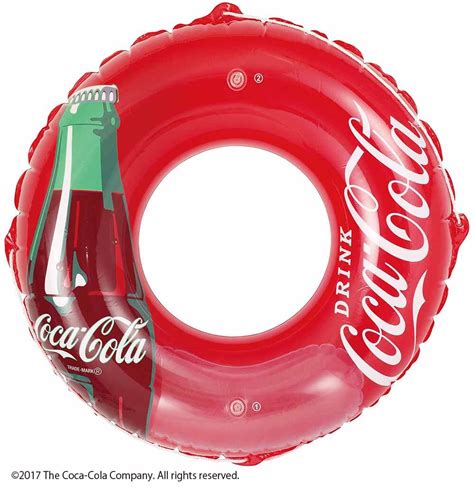 プール、海に映える！「コカ・コーラ」のうきわやフロートが登場！｜株式会社ドウシシャ のプレスリリース