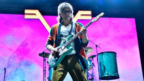 Weezers Rivers Cuomo Reveals First Guy To Like Pinkerton