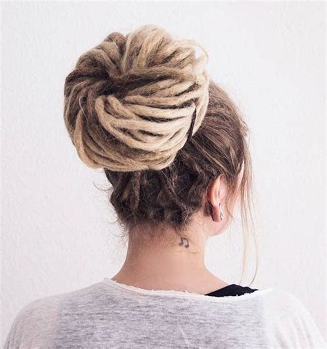 Pin On Love Hair Dreadlocks Girl Dread Hairstyles Beautiful