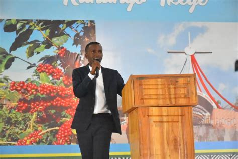 Urubyiruko Rwize Muri America Rwiyemeje Gufasha Abatishoboye Umuseke