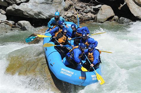 What To Expect When Class 4 White Water Rafting