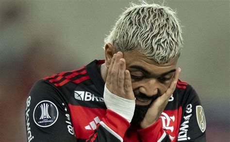 Elenco Do Flamengo Desaprova Atitude De Gabigol E Situação Nos